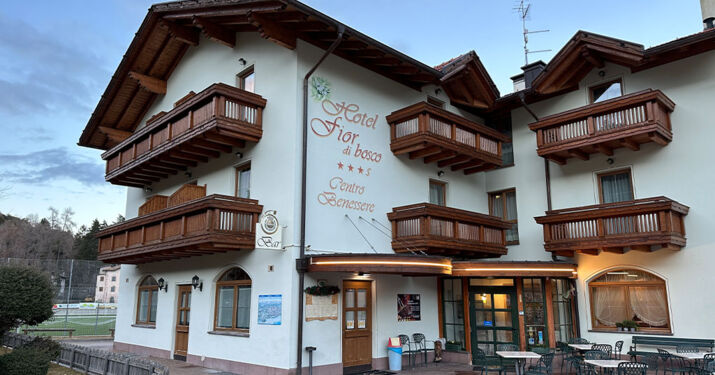 HOTEL FIOR DI BOSCO, Giovo, Italien