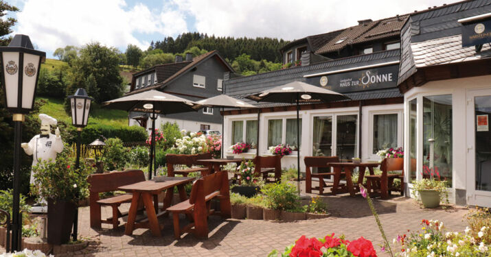 LANDGASTHOF HAUS ZUR SONNE, Hallenberg, Sauerland, Deutschland
